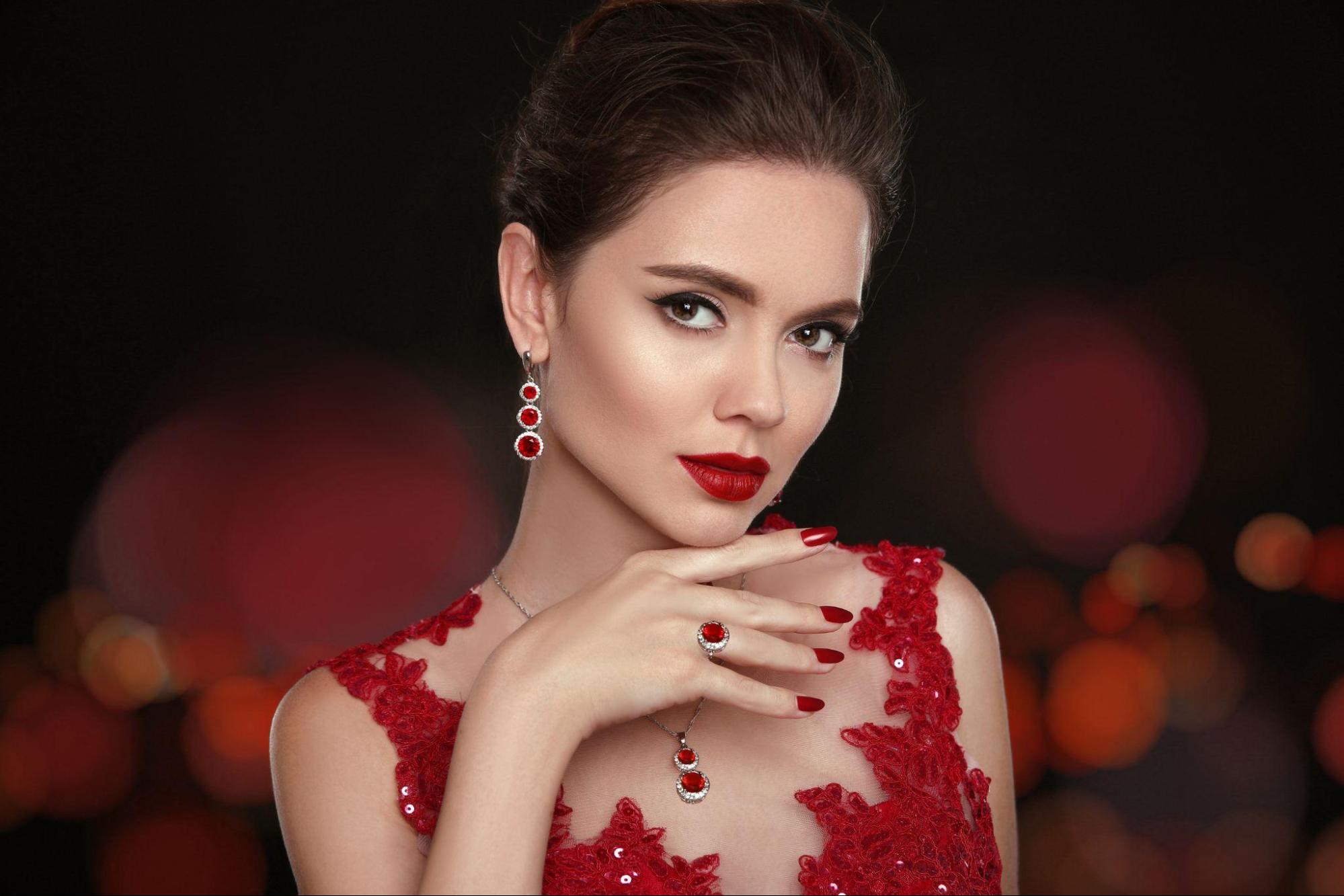 Style Guide: What Color Accessories With Red Dress ...